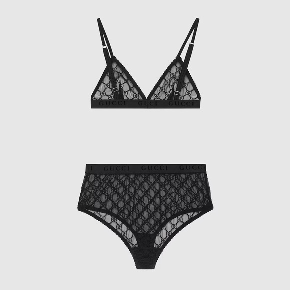 Gucci | Intimates & Sleepwear | Gucci Black Lace Bra And Panty Set ...